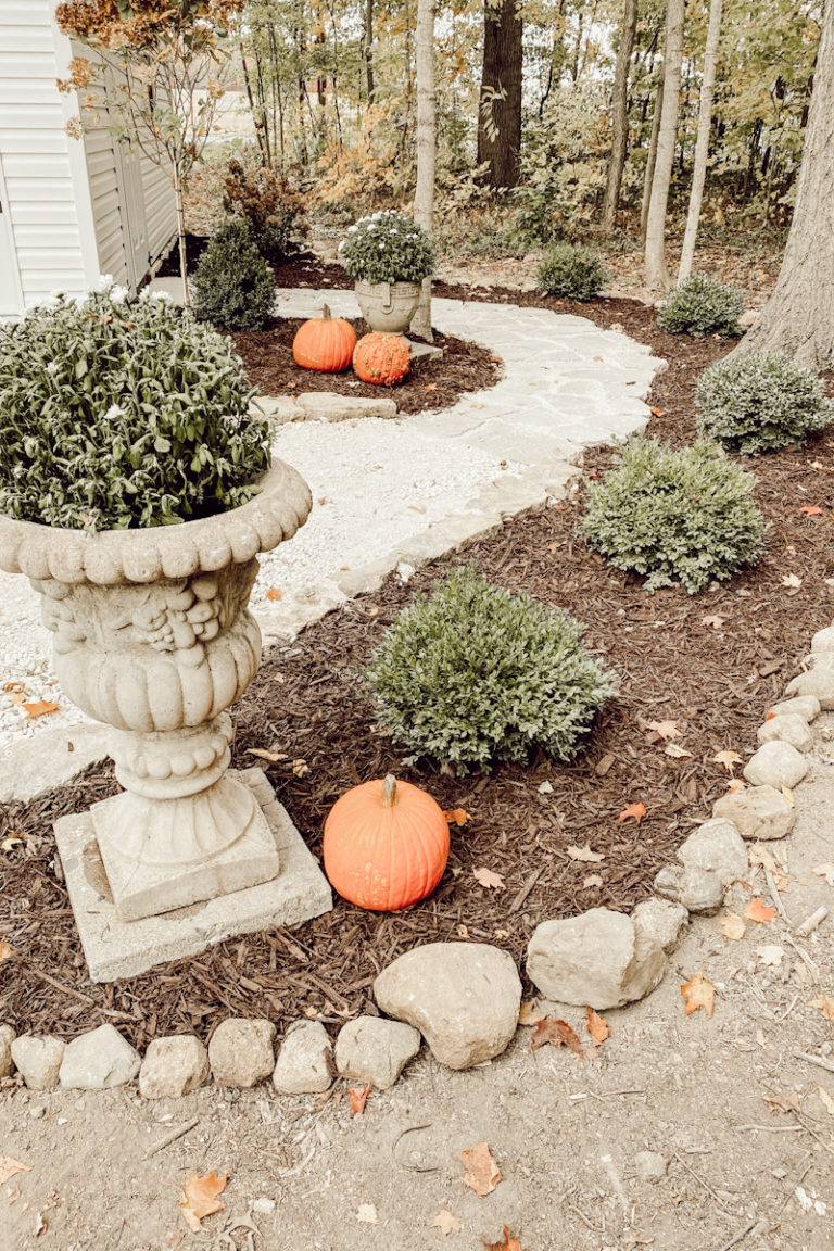Simple Garage Landscape | Landscaping The Garage In The Woods