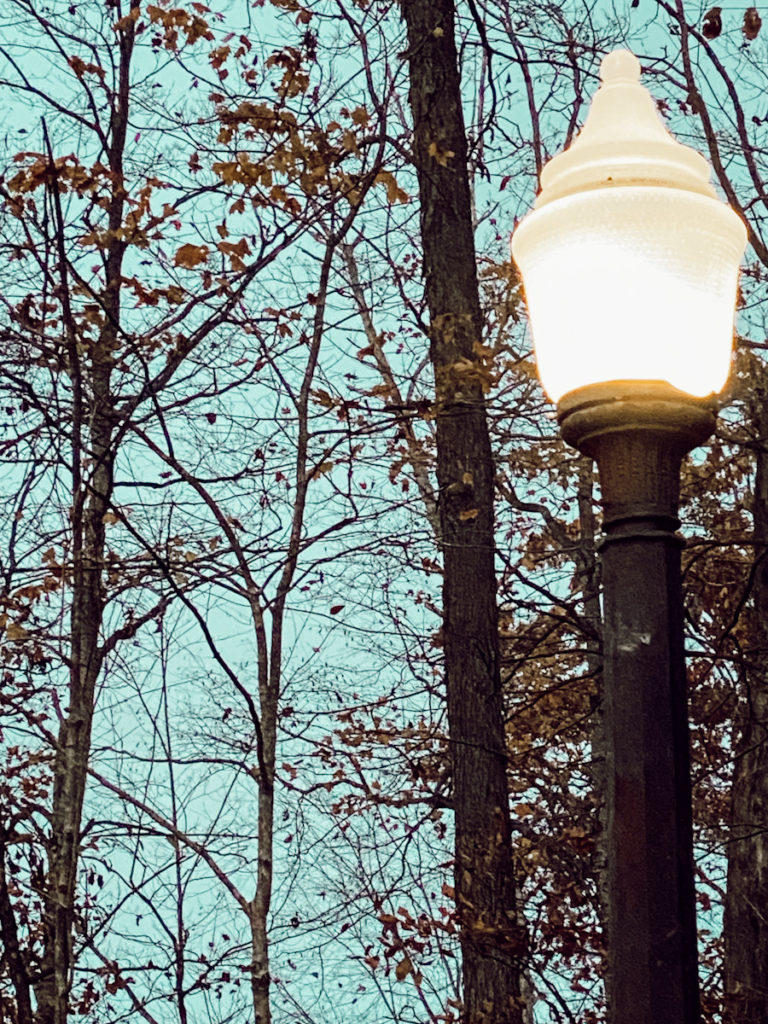 Antique Lamp Post | Vintage DIY Lamp Post Project