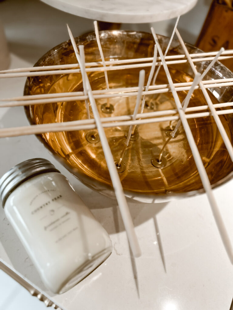 How to Make your own Candle - Deb and Danelle